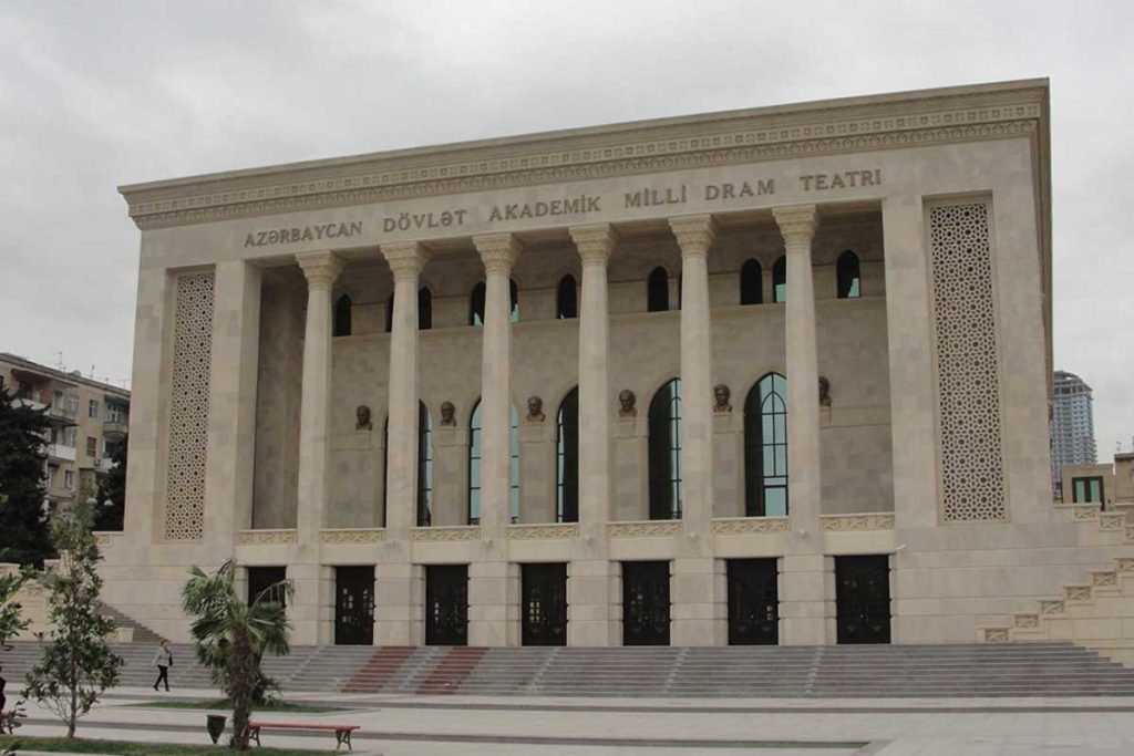 “Azdrama”-da qalmaqal – Yumruq… – Həftəlik.az